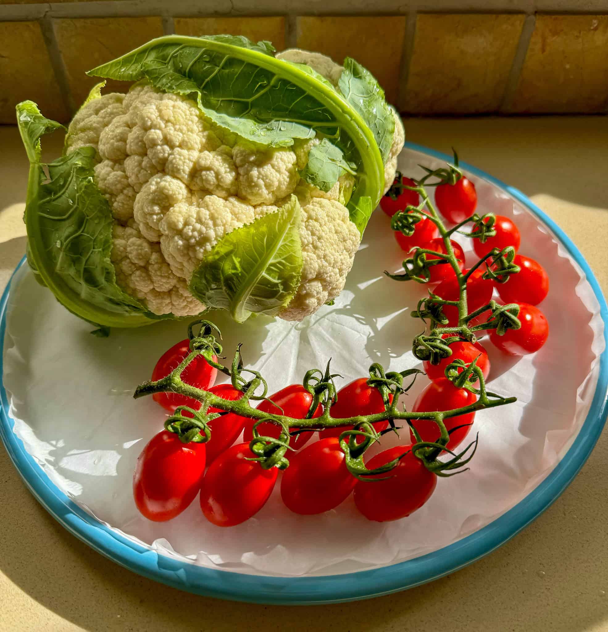 How to Roast a Whole Cauliflower: Golden, Tender, and Simple - Nunioli