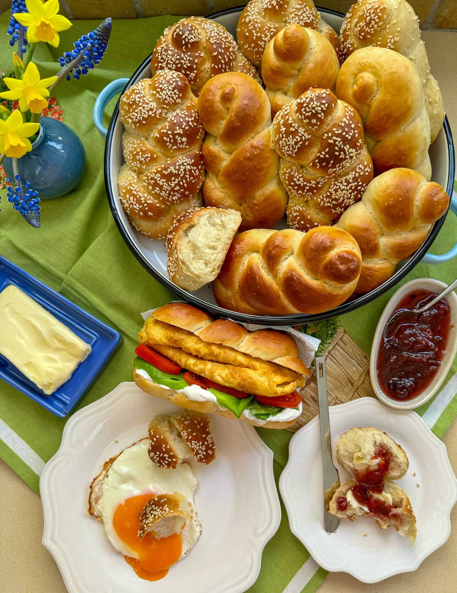 Sandwich Buns : The Best Homemade, Fluffy, Delicious Buns - Nunioli